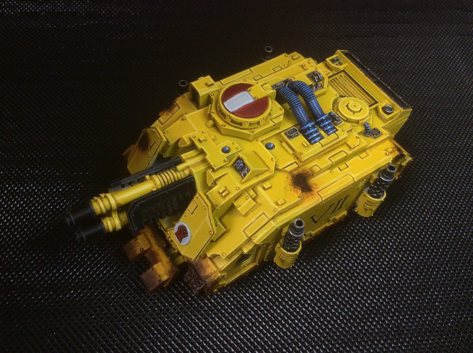 Tabletop Apocalypse: Imperial Fists Vindicator Laser Destroyer