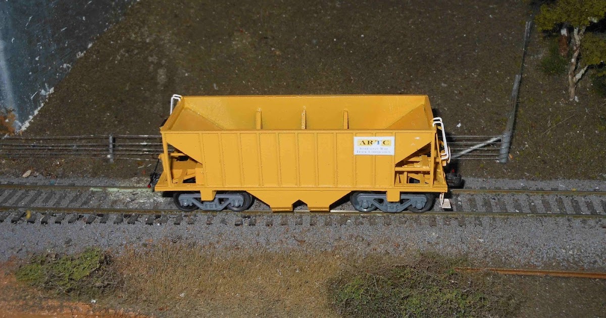 Andrew's Main South Line: Strath Hobbies HB hopper