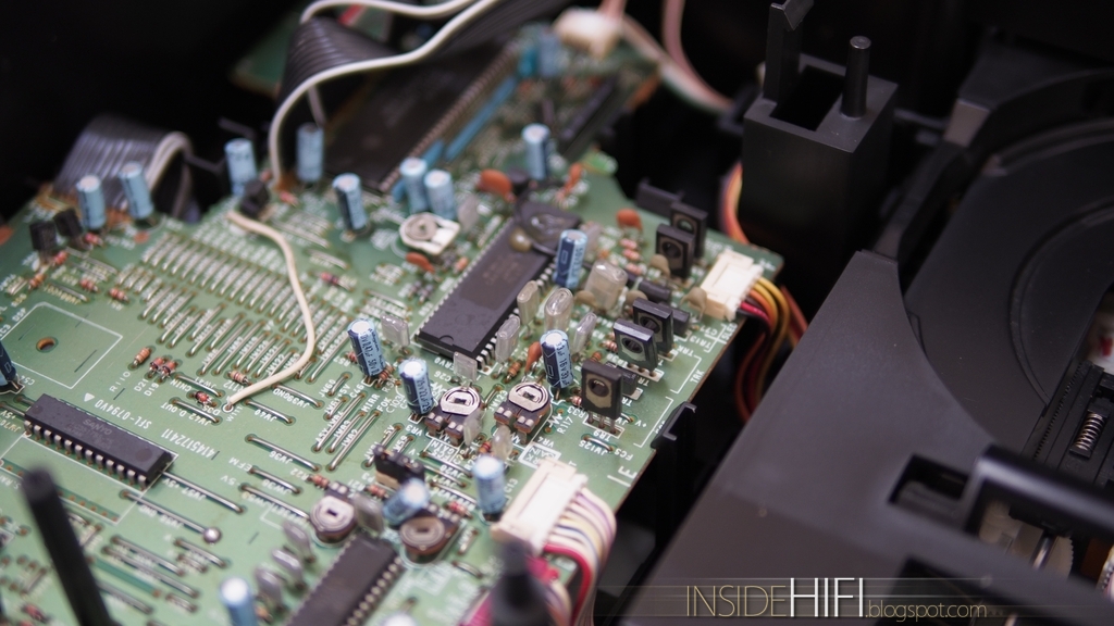 Inside Hi-Fi: Akai CD-55
