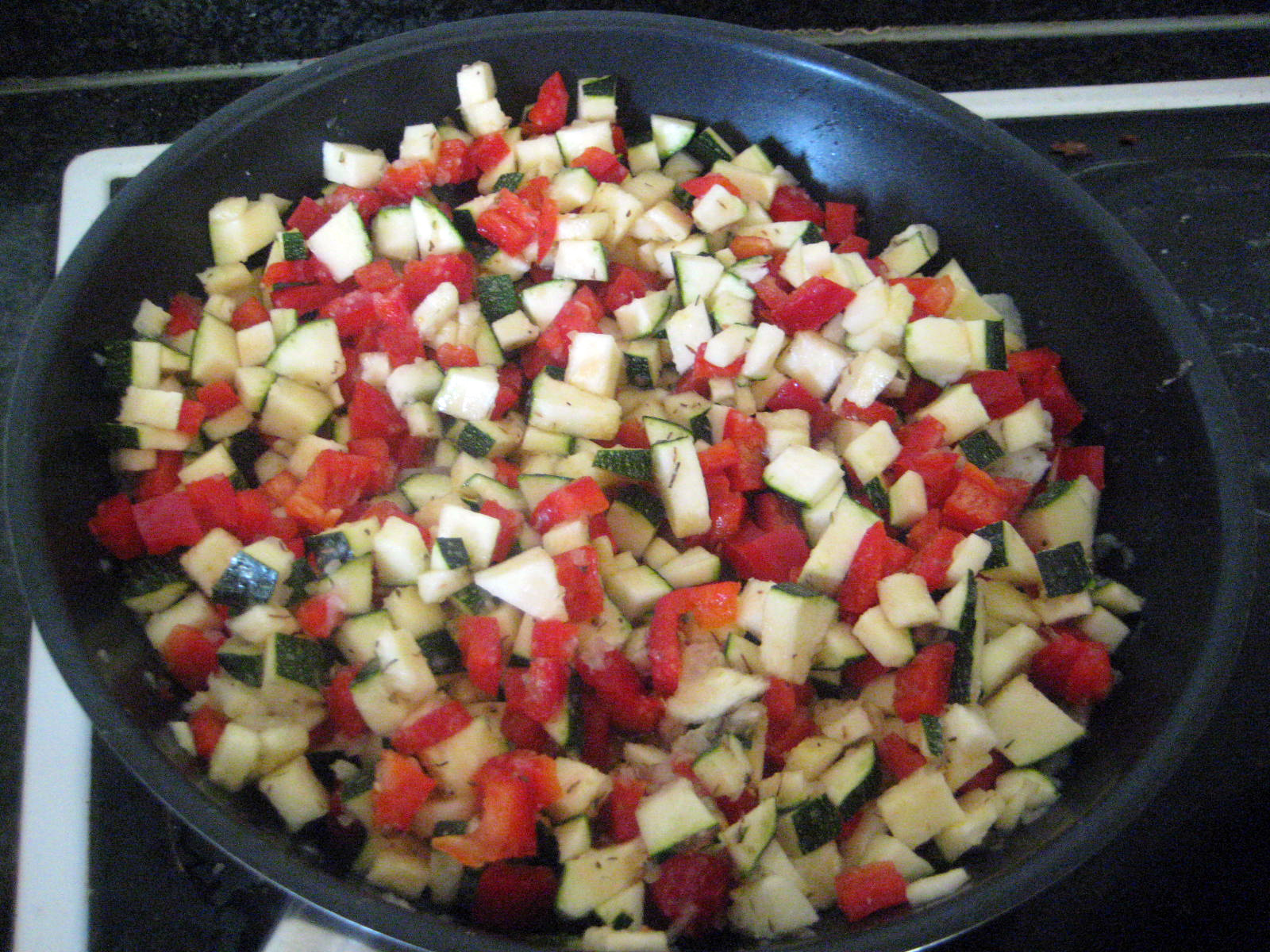 Menjar i Gaudir: ENROTLLATS DE VERDURETES (ENROLLADOS DE VERDURITAS)