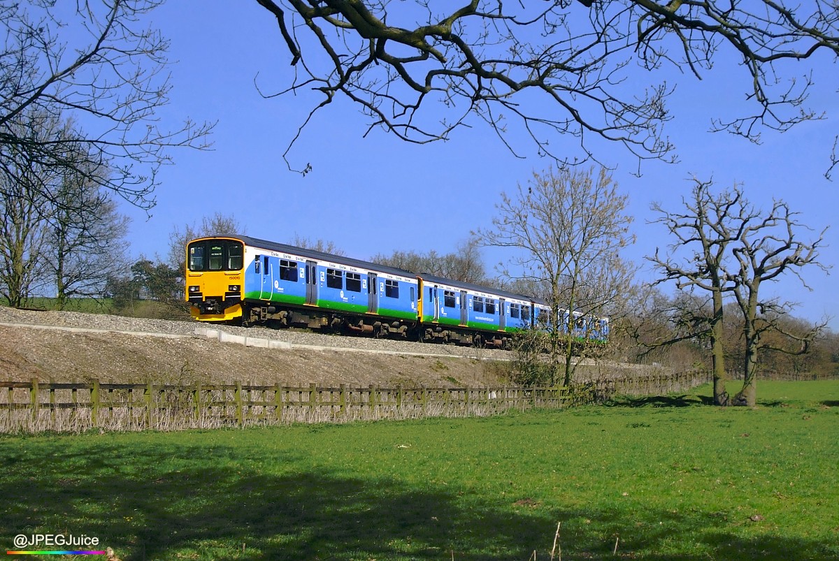 The Central Trains & Centro Class 150s - Info-Pictorial | Rail Revisited