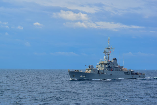 THAIDEFENSE-NEWS: Warships Of The Royal Thai Navy in Training Exercise