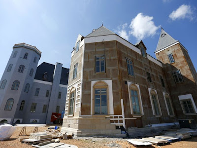 Château Pensmore in Highlandville, MO : 2015 Update Story of Pensmore ...