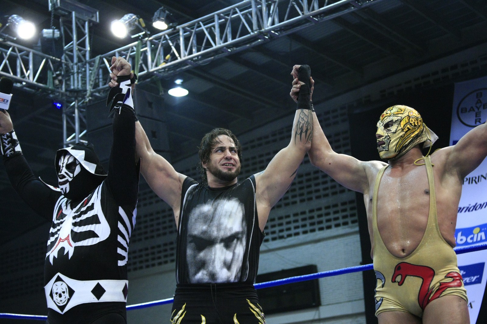 RdR: AAA FUSIÓN, DEBUTA CON ÉXITO