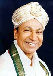 OUR KARNATAKA: DR. RAJKUMAR BEST PHOTOS