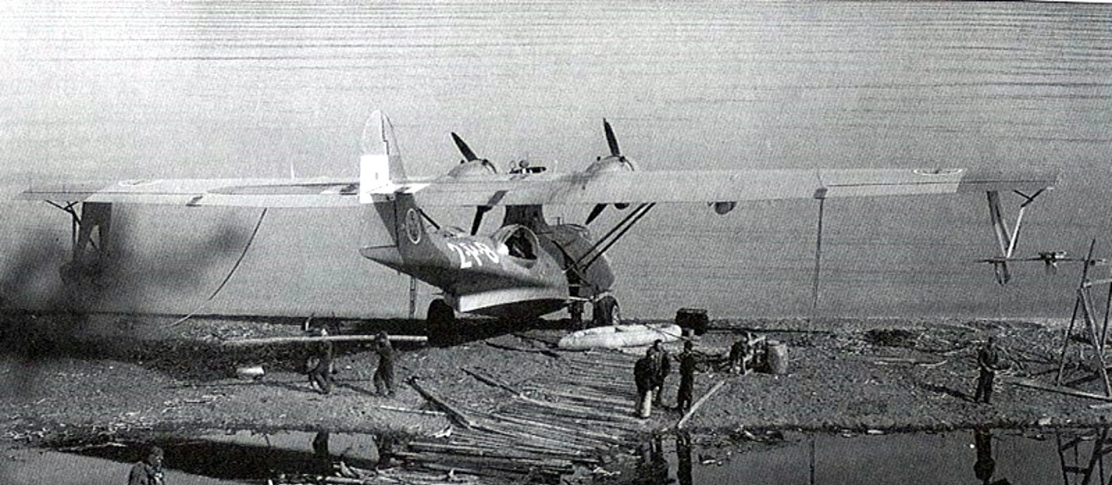 Historias Individuales: 0276 2-P-303 Boeing Canada PB2B-1 Canso A c/n