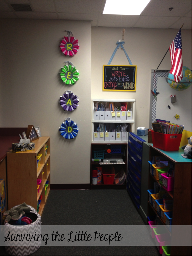 Surviving the Little People: Teacher Week: Classroom Digs