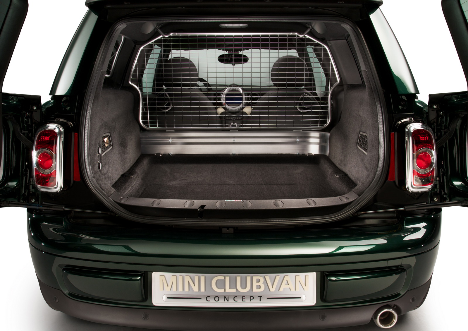 The MINI Clubvan Concept : Compact lifestyle van for business and leisure