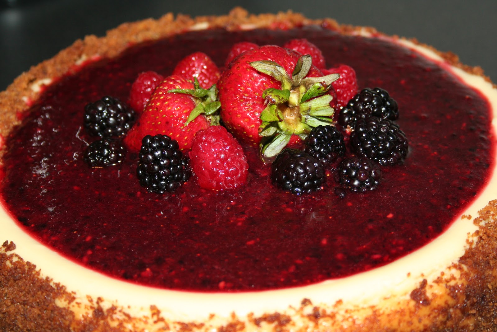 Edu e Gi Na Cozinha: Cheesecake de Frutas Vermelhas