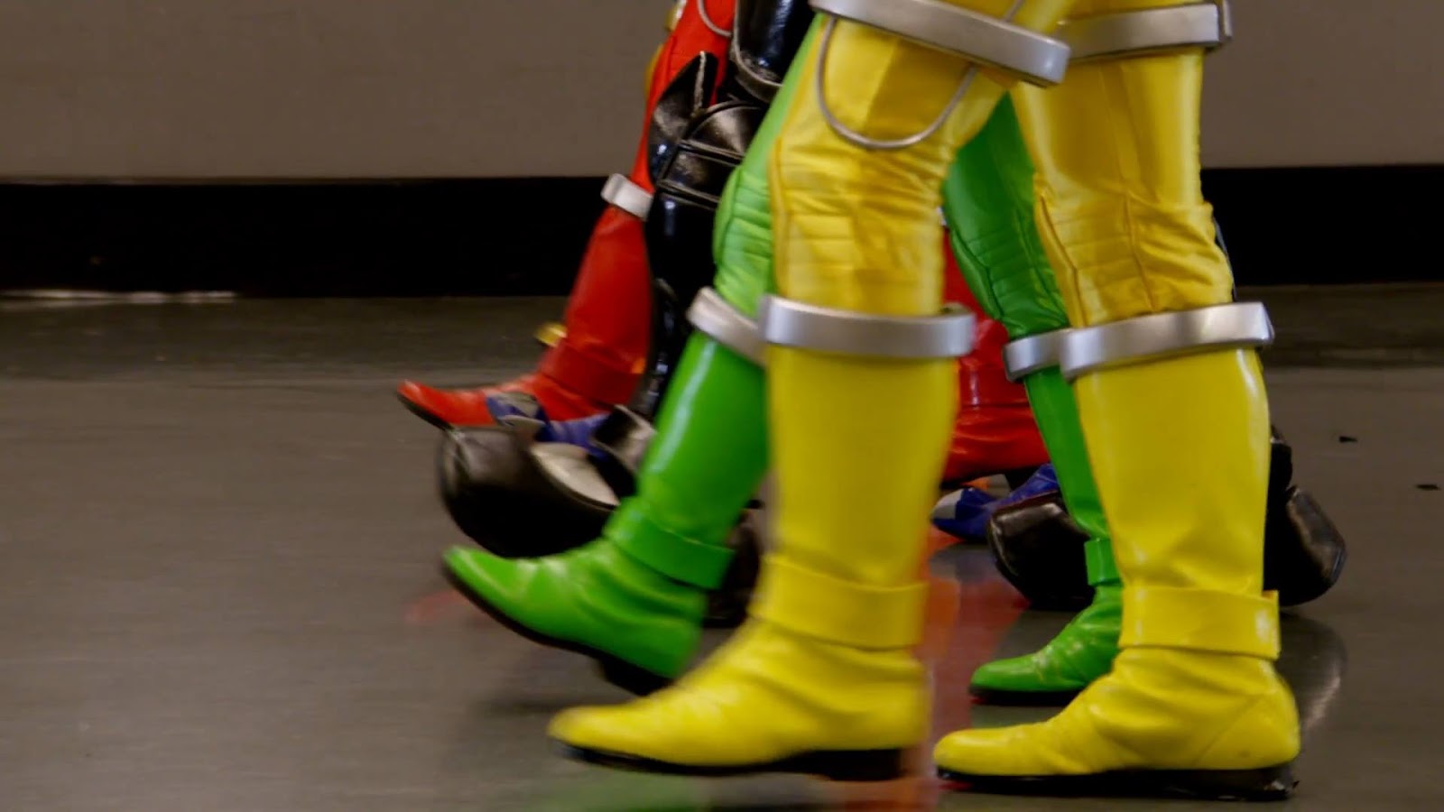 Uchuu Sentai Kyuranger The Movie : Ghess Indaver Strikes Back Updates ...