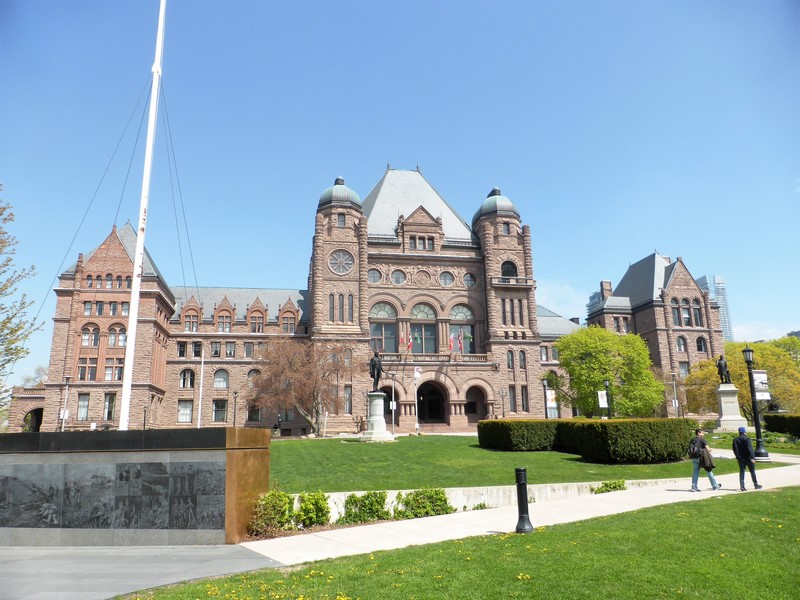 Viajando por viajar: Visitando Toronto, la capital de Ontario