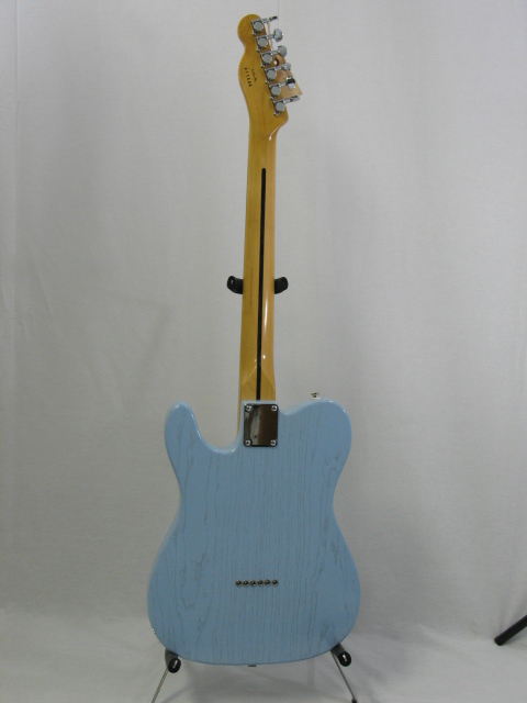 Logan Custom Guitars: LOGAN CUSTOM SKY BLUE TELE