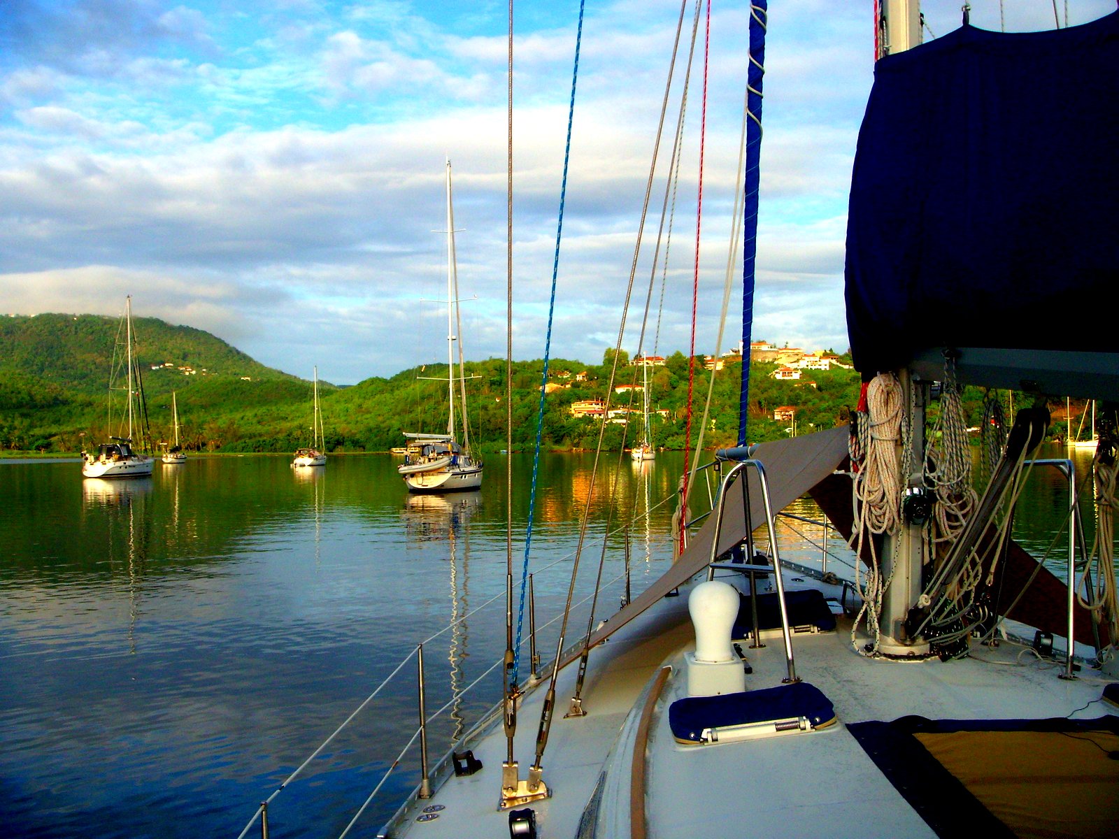 Troubadour: Martinique ... "and the rain keep pourin' down ..."