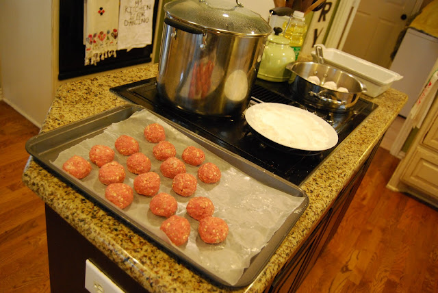 Momfessionals: Meatloaf Balls