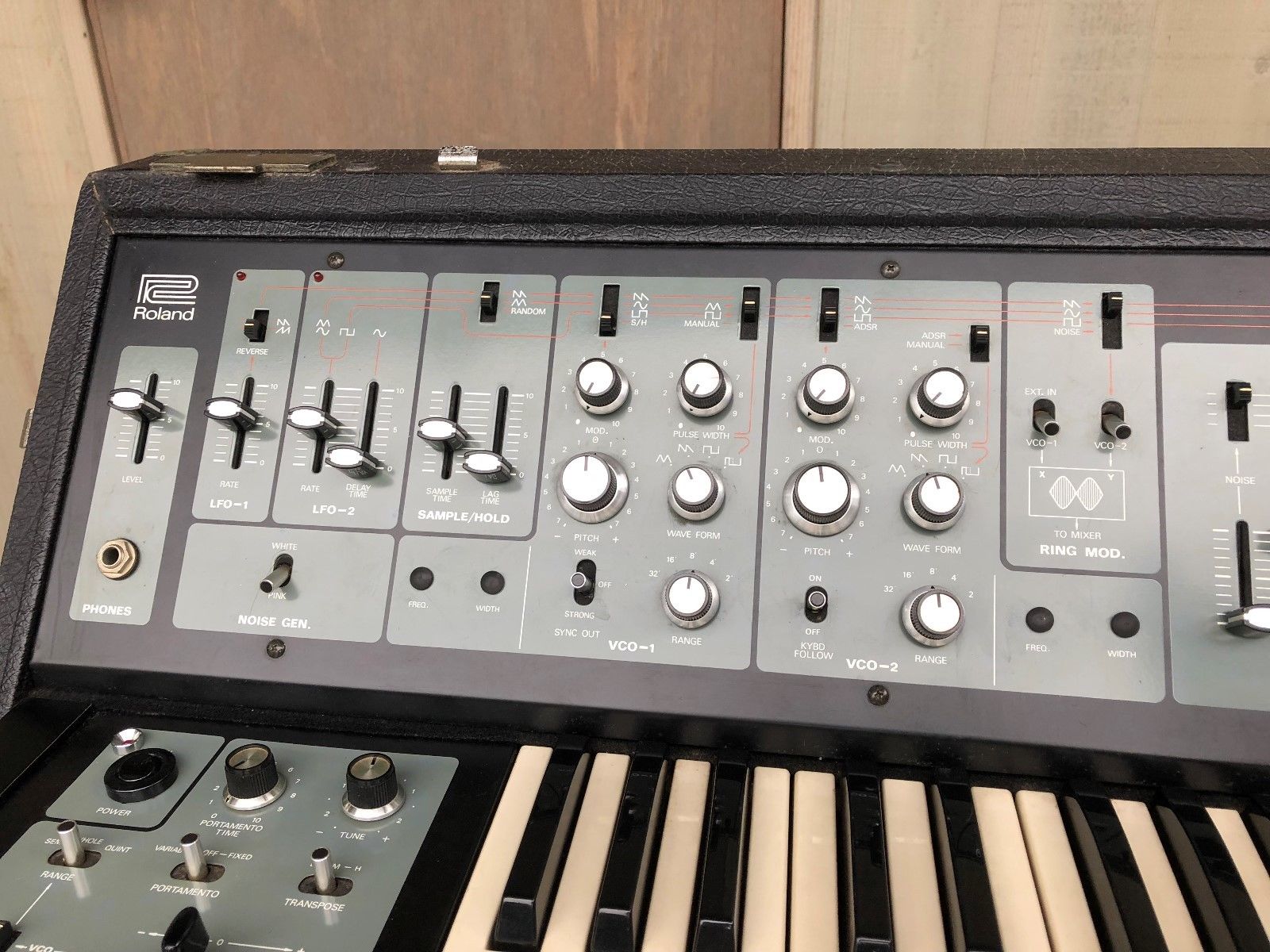 MATRIXSYNTH: Roland SH-5 monophonic synthesizer