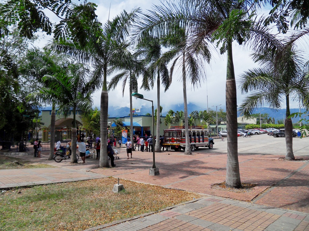 Noticias, Arte, Cultura y Turismo: El Juncal