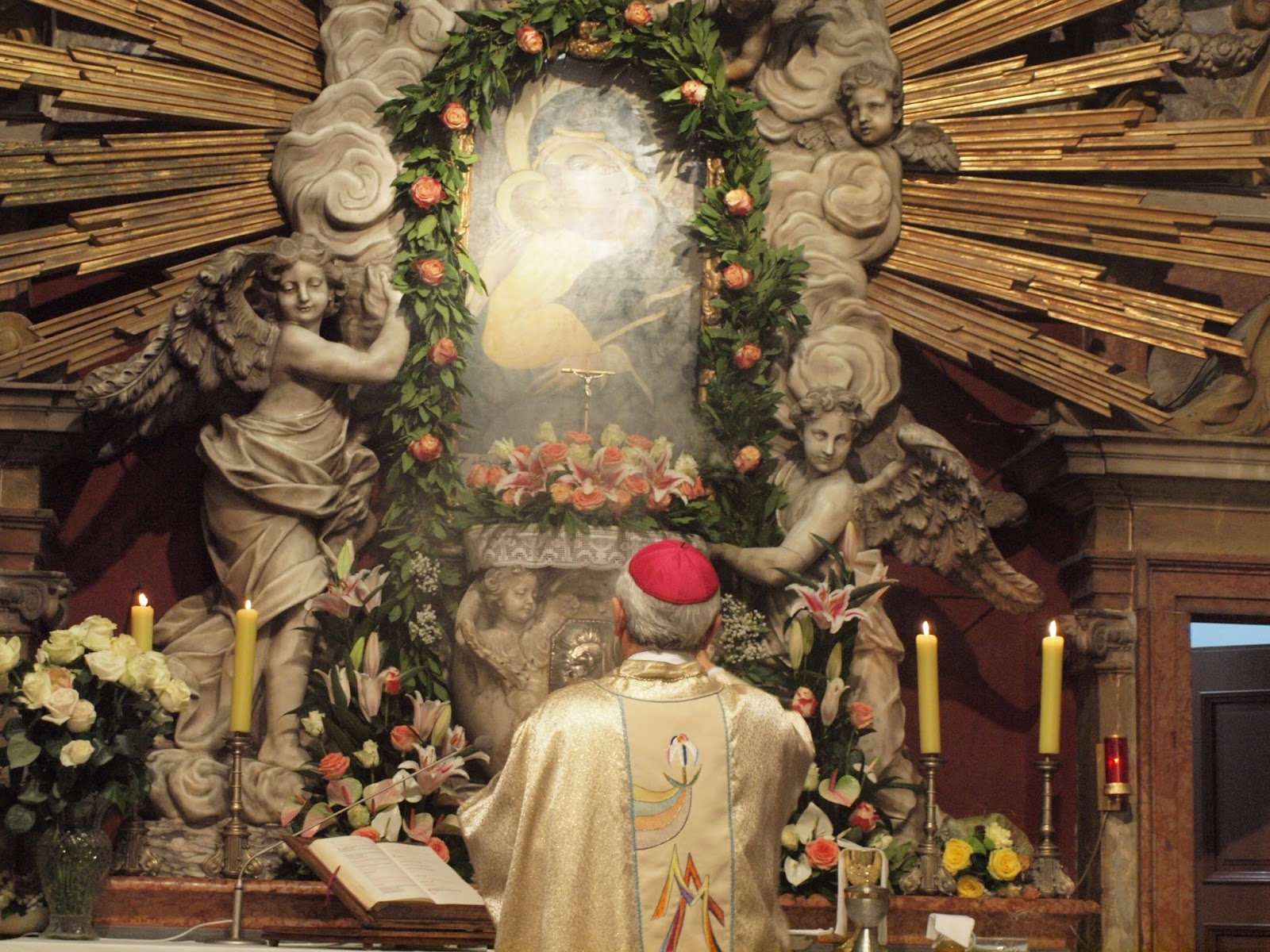 New Liturgical Movement: Ad Orientem - How It’s Going