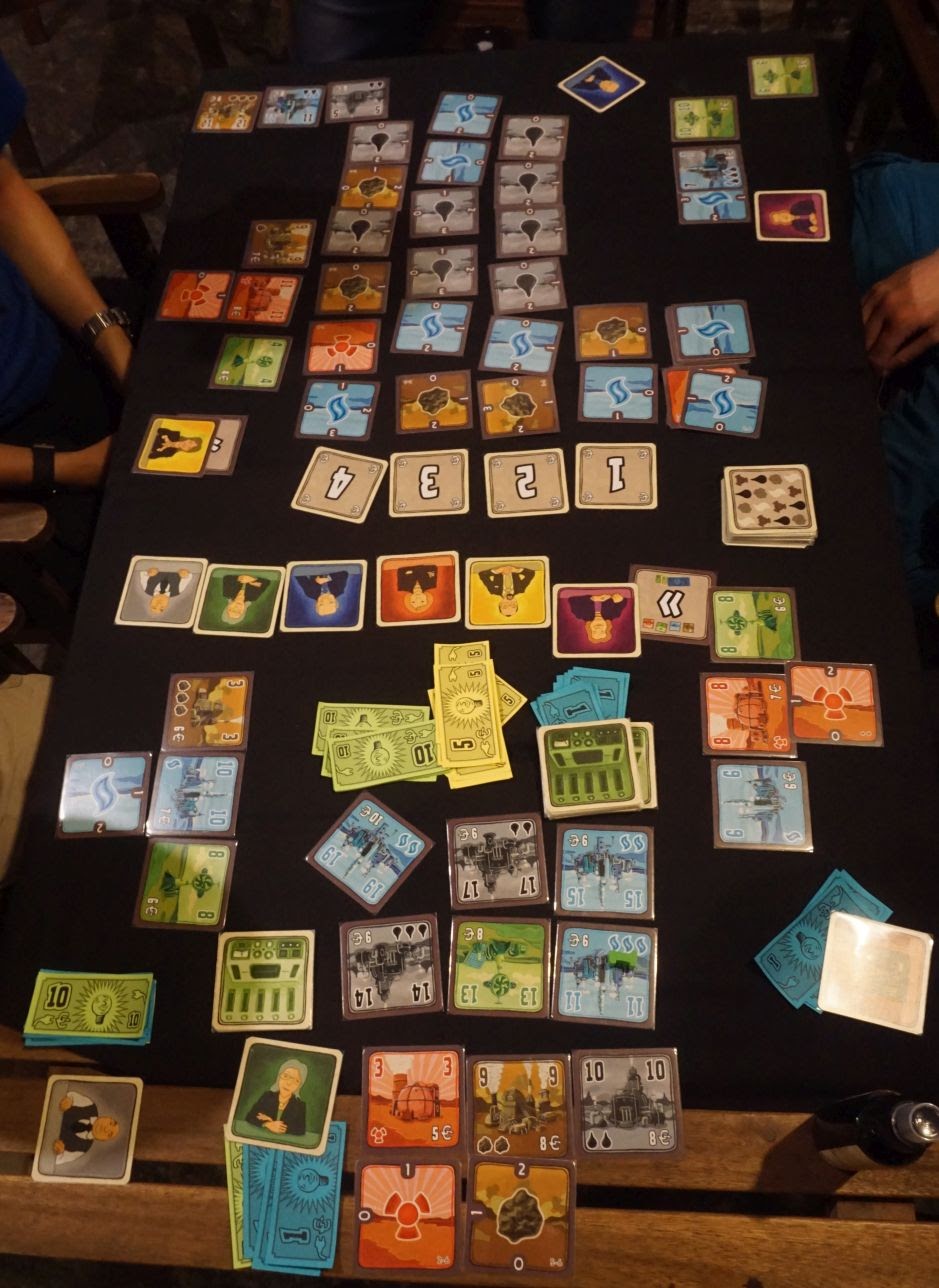 Hiew's Boardgame Blog: Power Grid: The Card Game