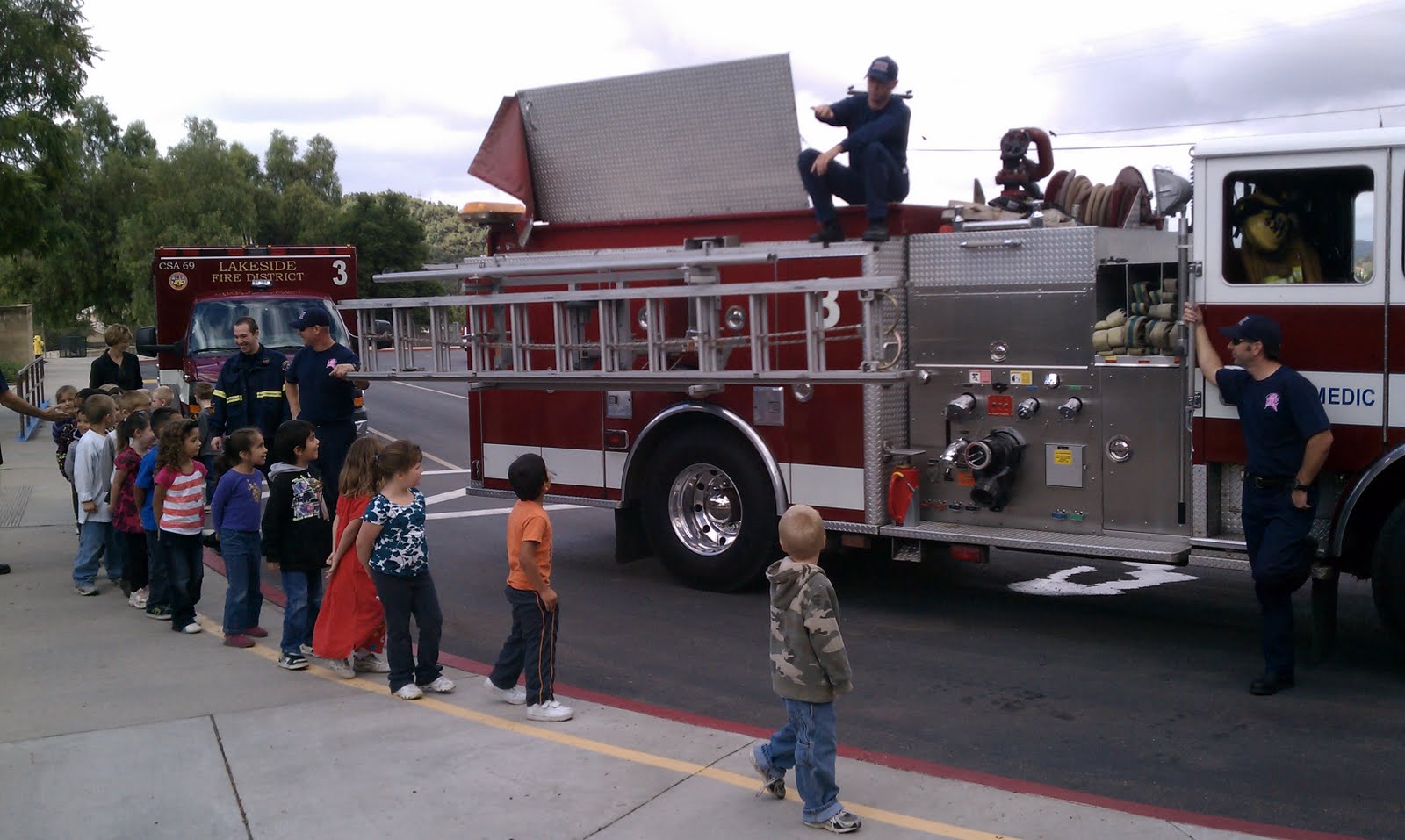 Lakeside Fire District: Lakeside Firefighters Visit