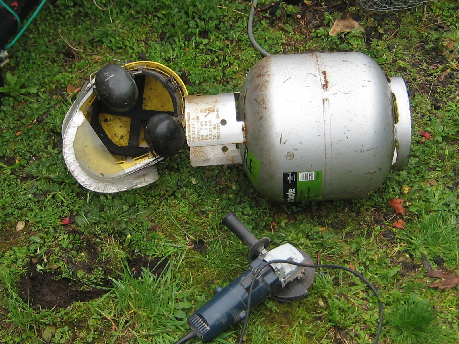 Forge build from an LPG bottle - Solid Fuel Forges - I Forge Iron