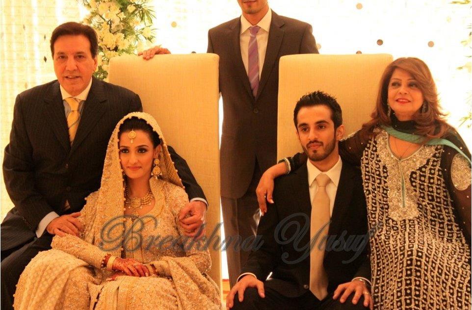 Javed Sheikhs daughter Momal Sheikh Wedding Picture ~ Hindi Sms, Good ...
