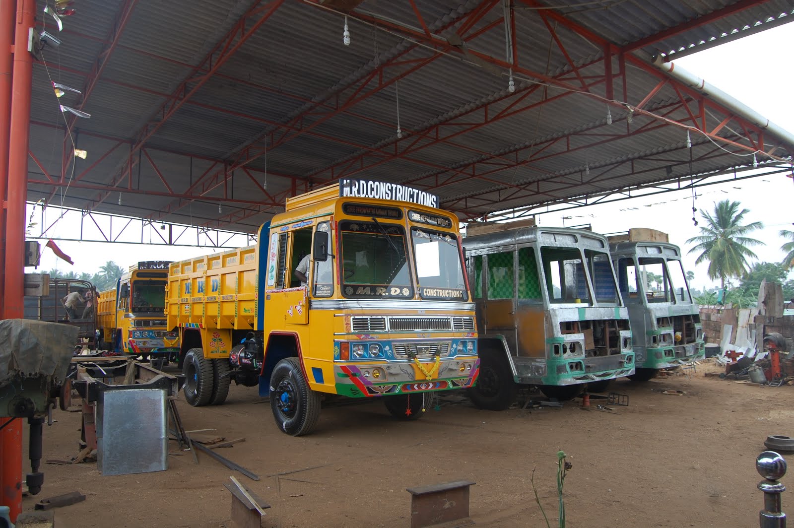 SRI JAISAKTHI LABOUR BODY WORKS: SRI JAISAKTHI LORRY CABIN & BODY ...