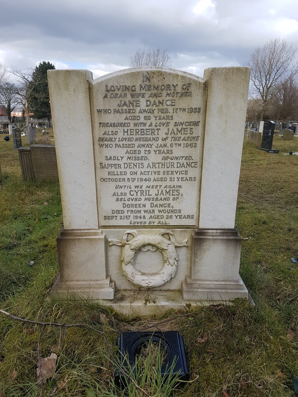 War Graves and Memorials: Stockport Cemetery and Crematorium.