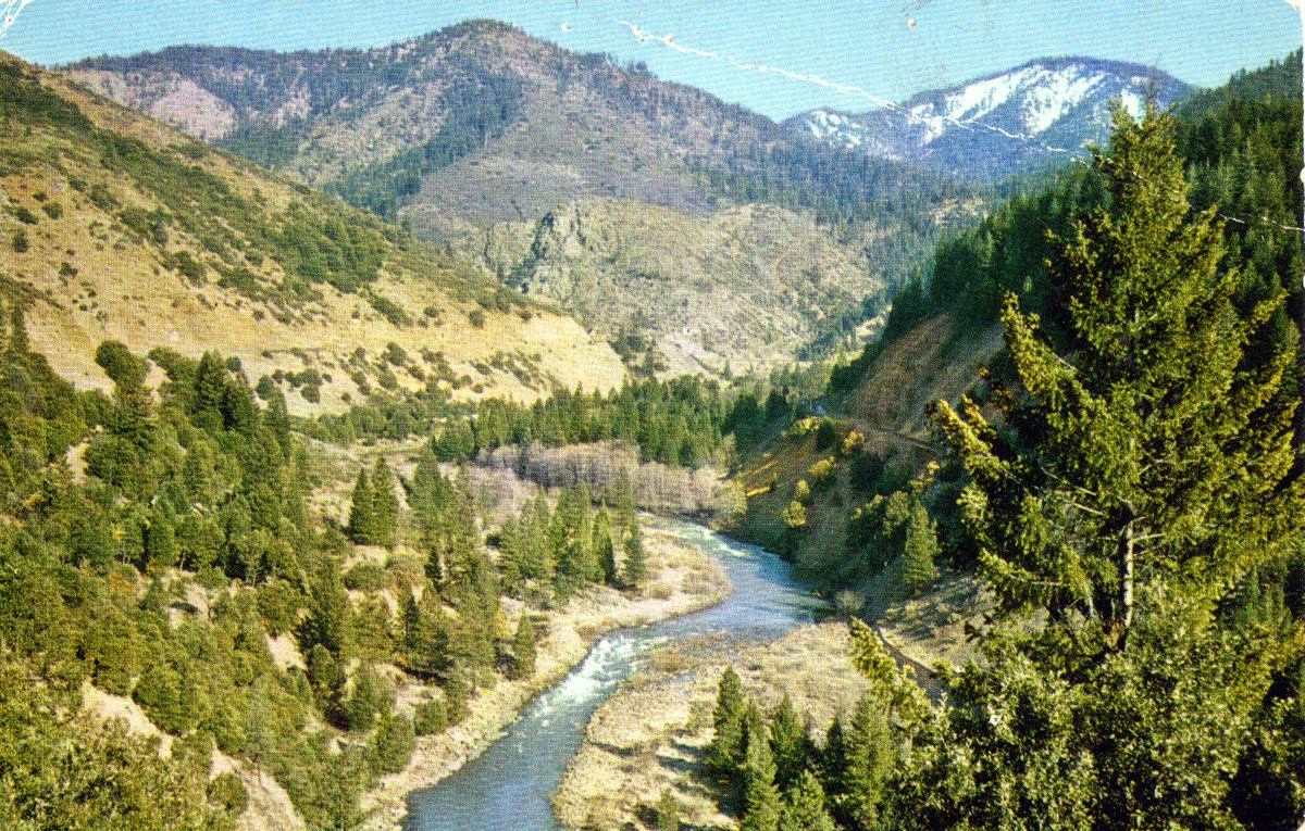 13 1/7: POSTCARD PLACES # 02