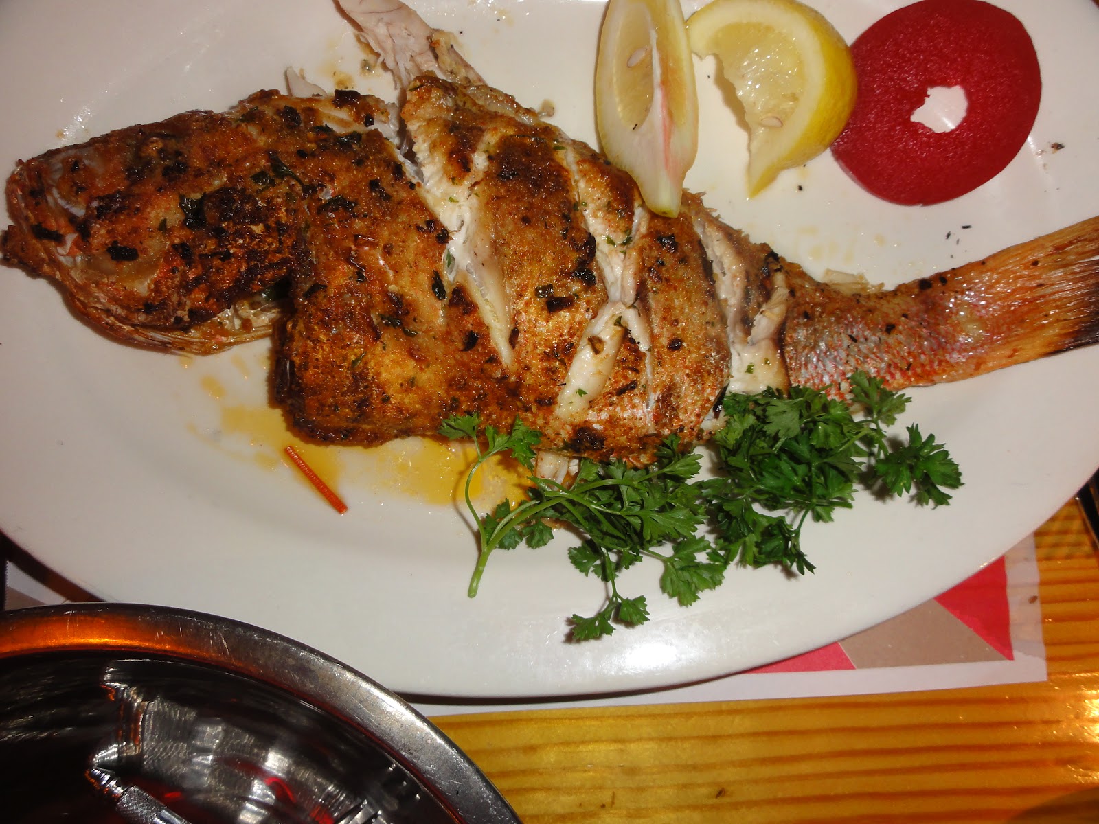 Go Gin Chow: Sammy's Fish Box, City Island, NY