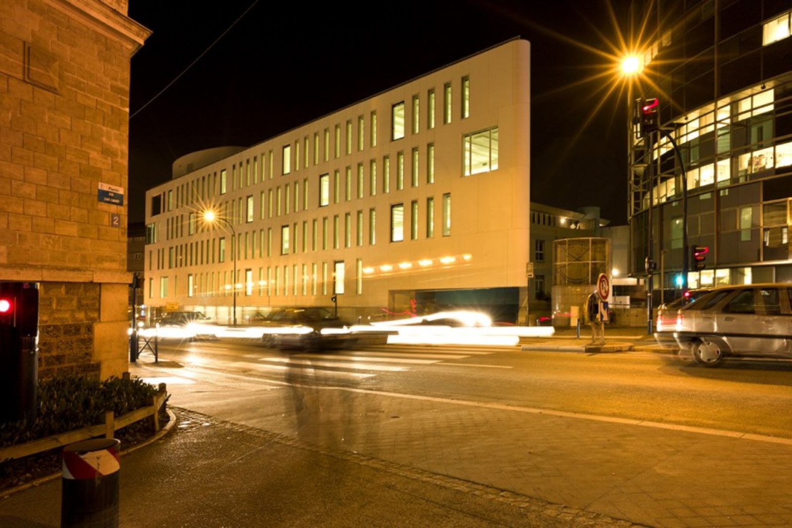 architecture now and The Future: POSITIVE-ENERGY BUILDING BY FASSIO ...