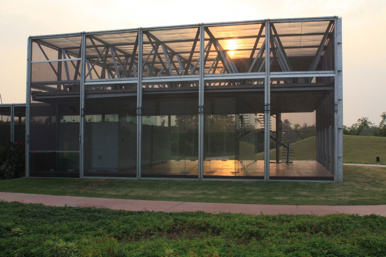 a f a s i a: Matharoo Associates