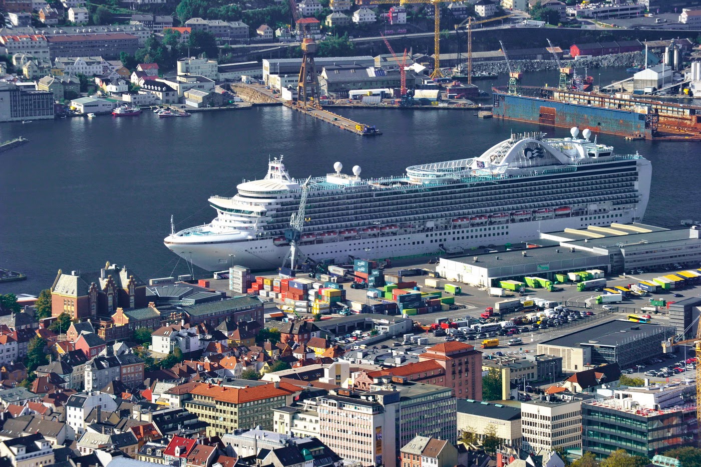 Traveling Wayne's World: Bergen, Norway: A Norwegian Gem