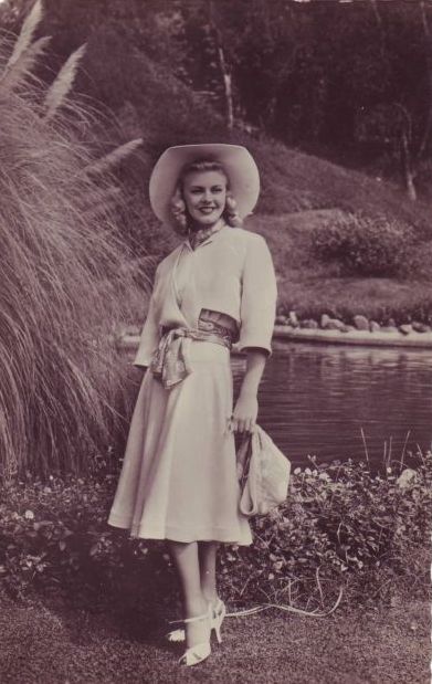 Ginger's Corner: Ginger Pics