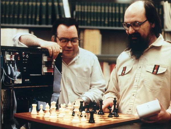 Biografi Kenneth Thompson - Profil & Biografi Kenneth Thompson