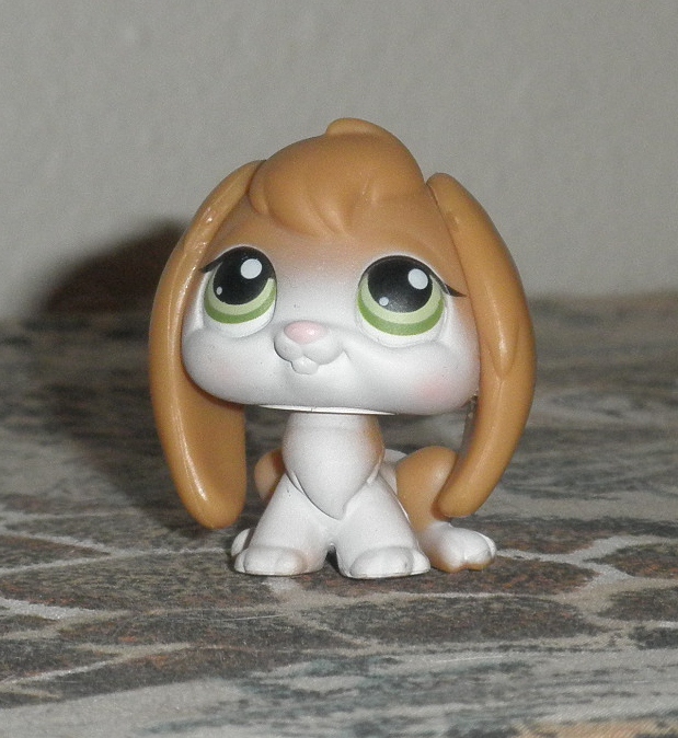 Collectomania: LPS Rabbits