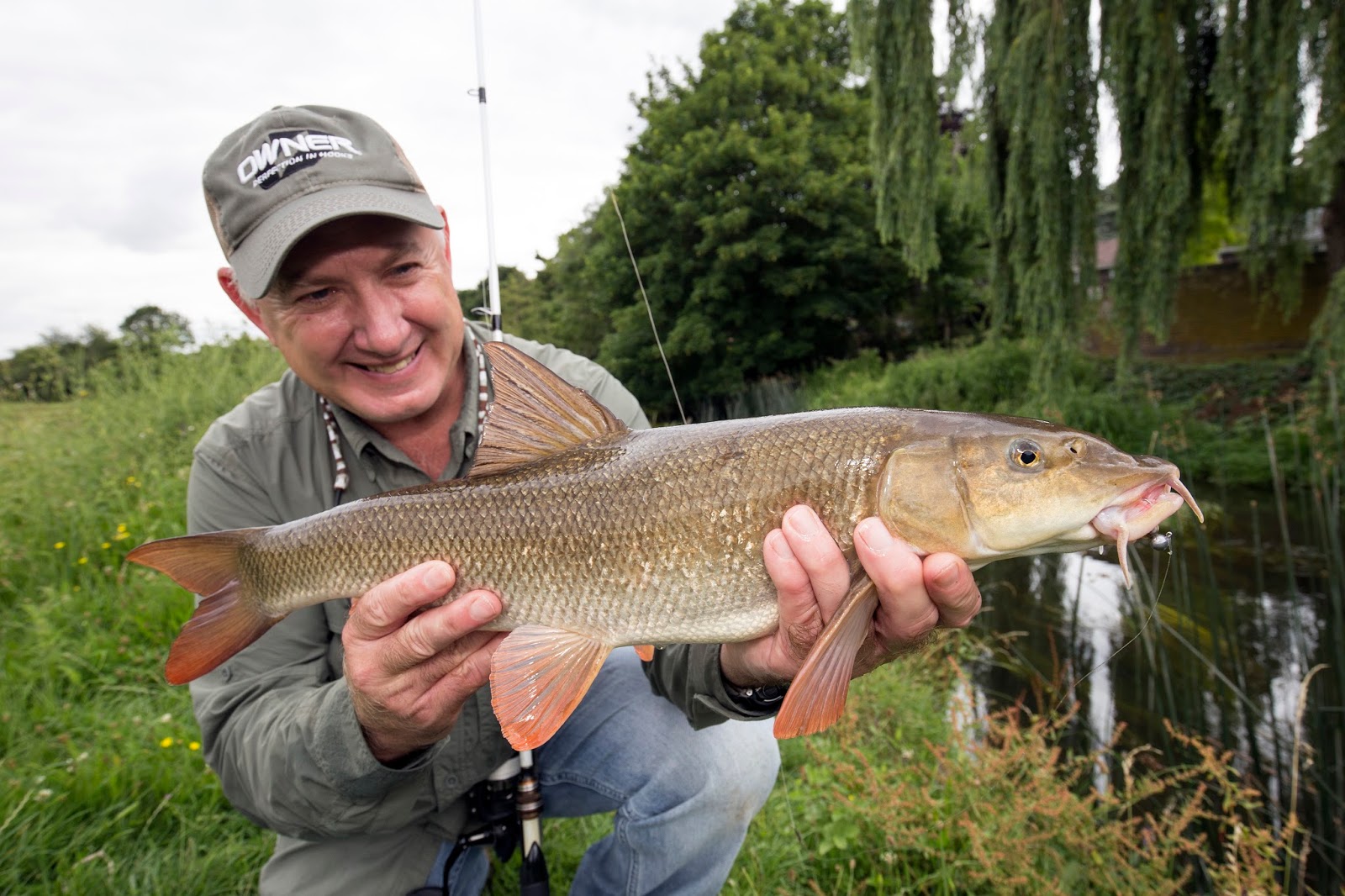 Sam Edmonds Fishing Blog: Stalking Barbel on lures