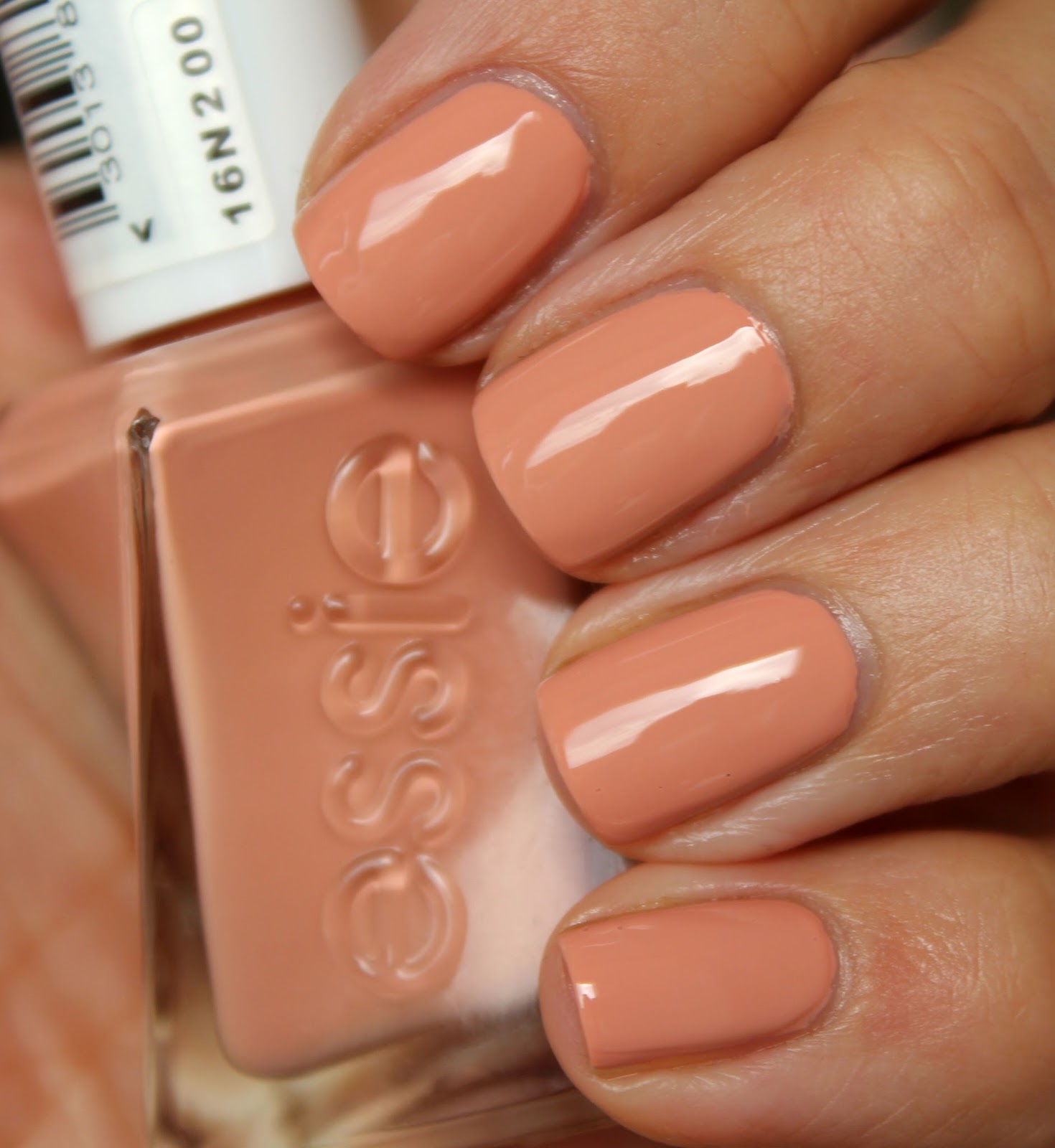 NAILTASTIC: Essie Gel Couture - Sew Me