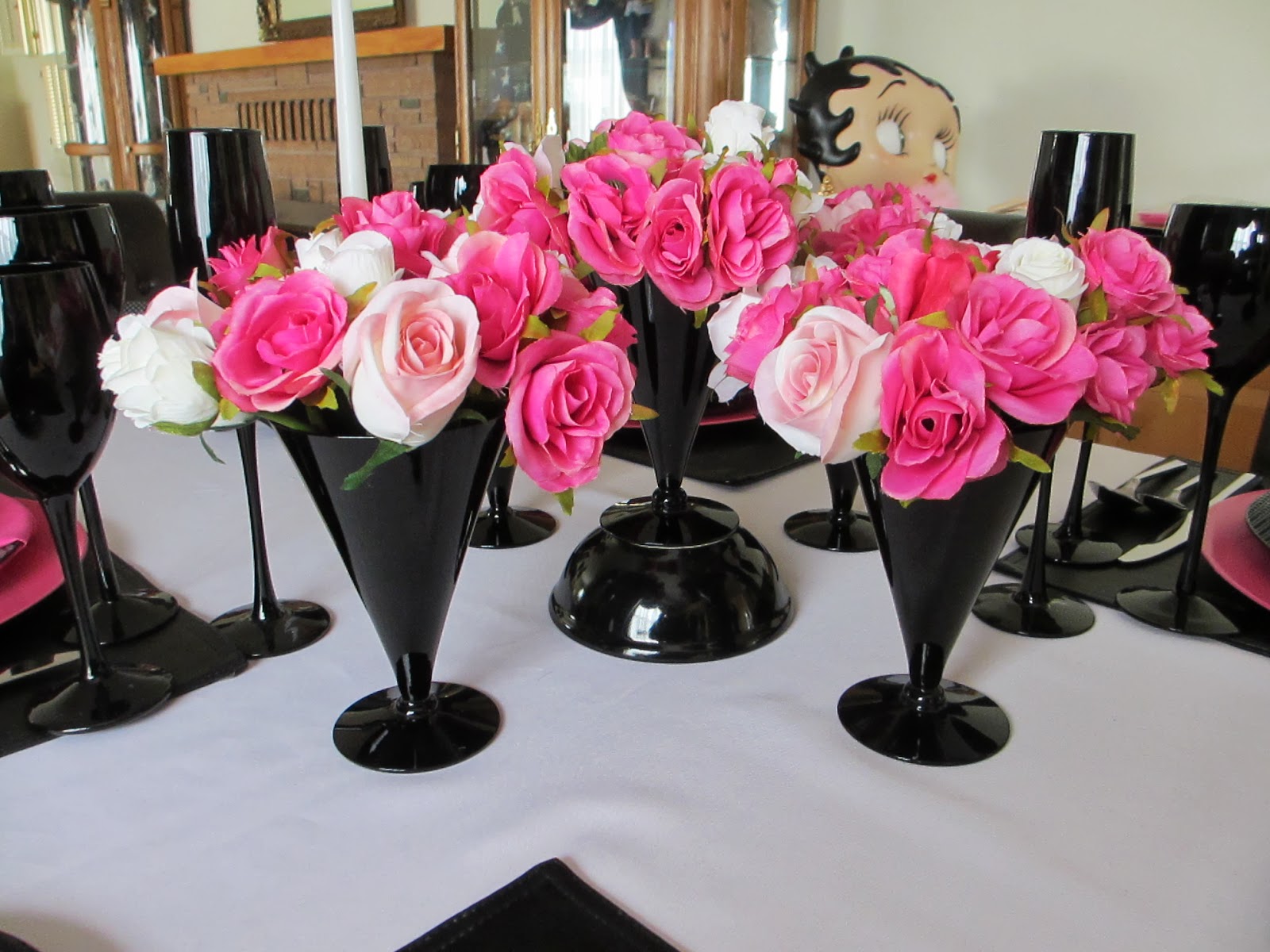 The Welcomed Guest: Elvis Has Left the Building Tablescape