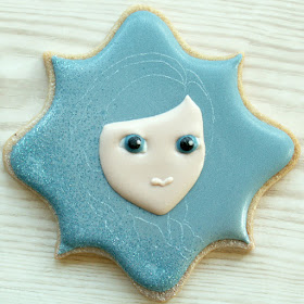 Honeycat Cookies: Anna and Elsa from Frozen Cookie Tutorial