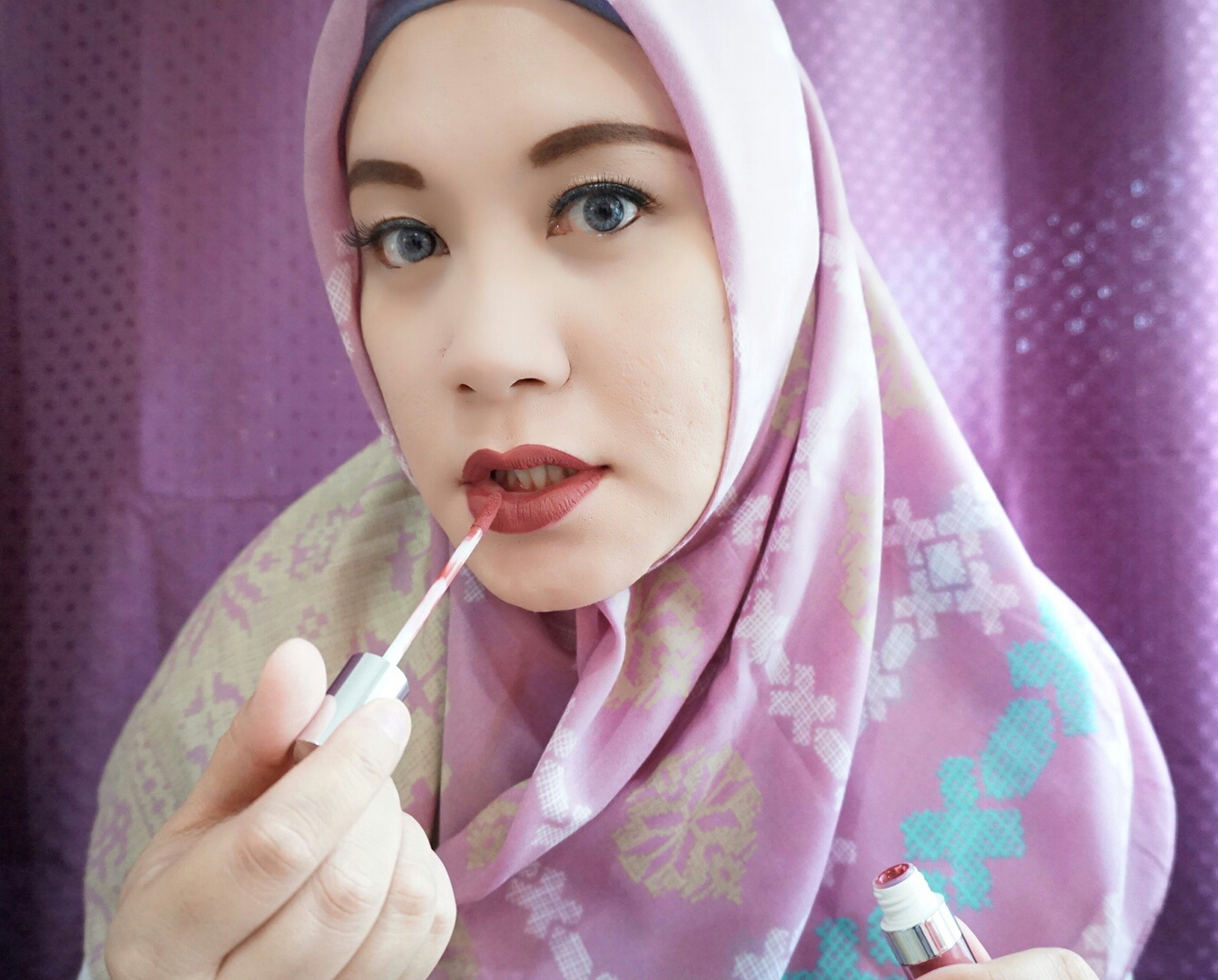 Review : Wardah Exclusive Matte Lipcream | Roswitha Jassin's Stories