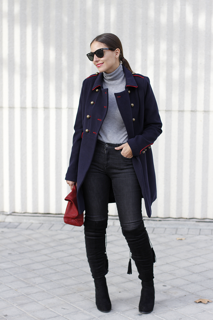 ALL THAT SHE WANTS - blog de moda: Abrigo militar y botas mosqueteras