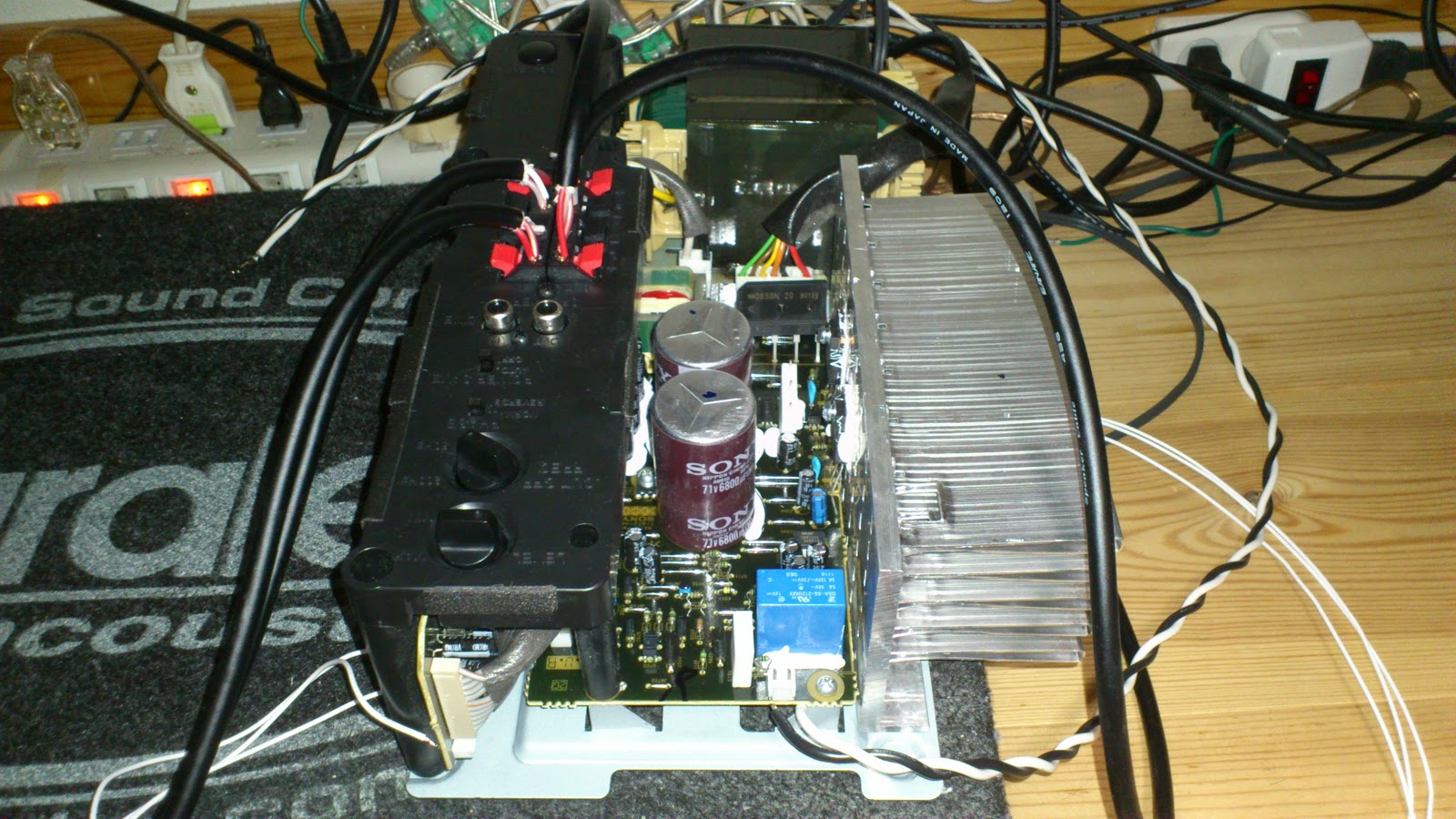 STCの放蕩録: SA-W3000 エンクロージャー剛性強化(内部補強)