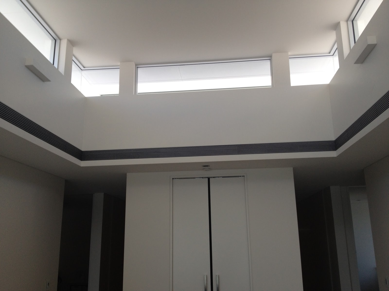 FLANGELESS LINEAR BAR GRILLES: Flangeless Linear Images