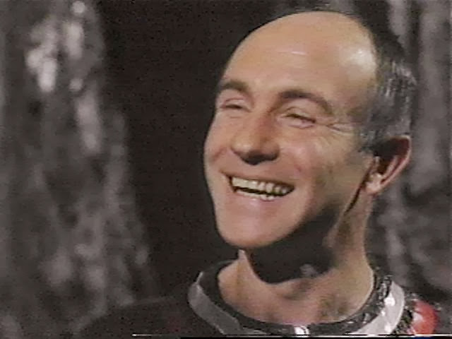 NOTICIAS Y EFEMERIDES MUSICALES Y DEL CINE: FALLECE EL ACTOR INGLÉS ...