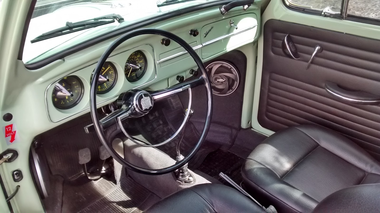 * Décadas de Fusca: Painel personalizado de fusca.