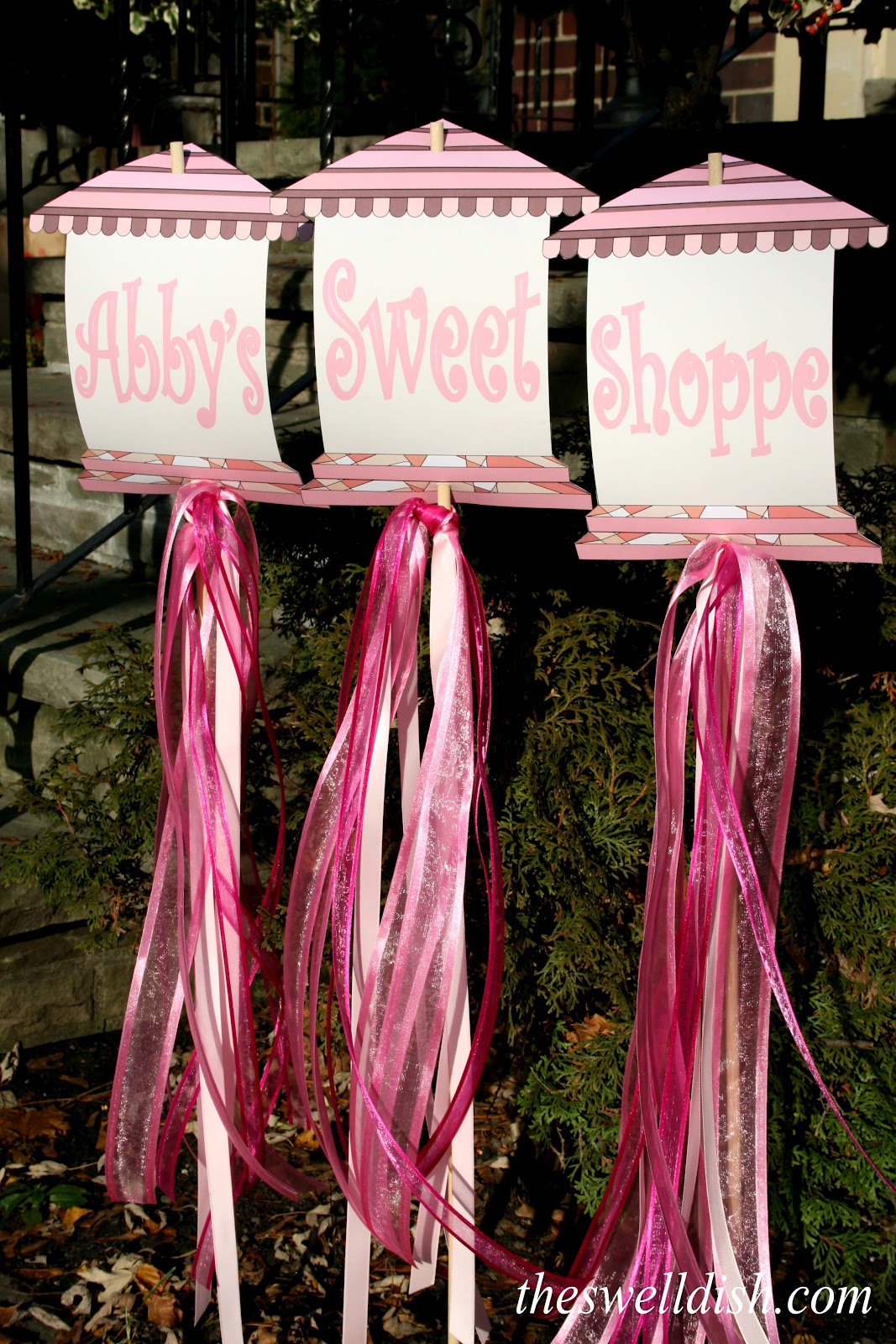 The Swell Dish: Sweet Shoppe Birthday Party Sign Free Printable