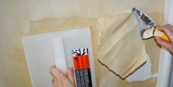 How to Remove Wallpaper with Fabric Softener and Water