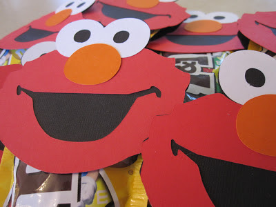 She's a Sassy Lady: Elmo Makes Great Treat Bags