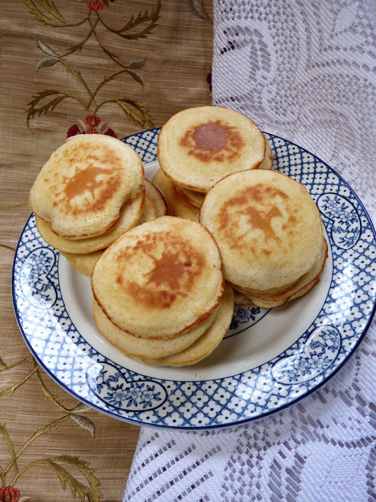 Chez Maximka: Yukon flapjacks (sourdough pancakes)