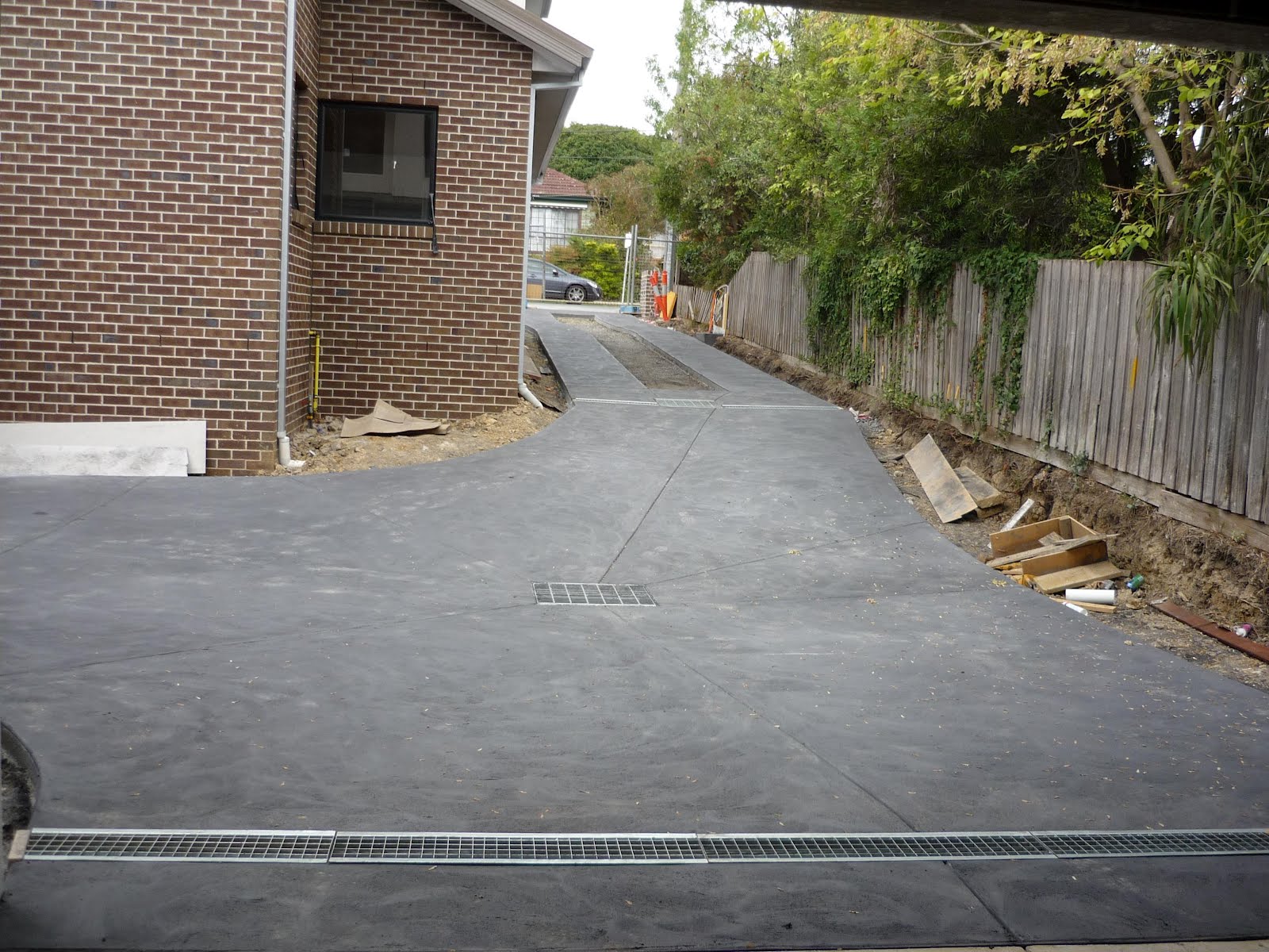 Building a house from scratch: Driveway, crossover